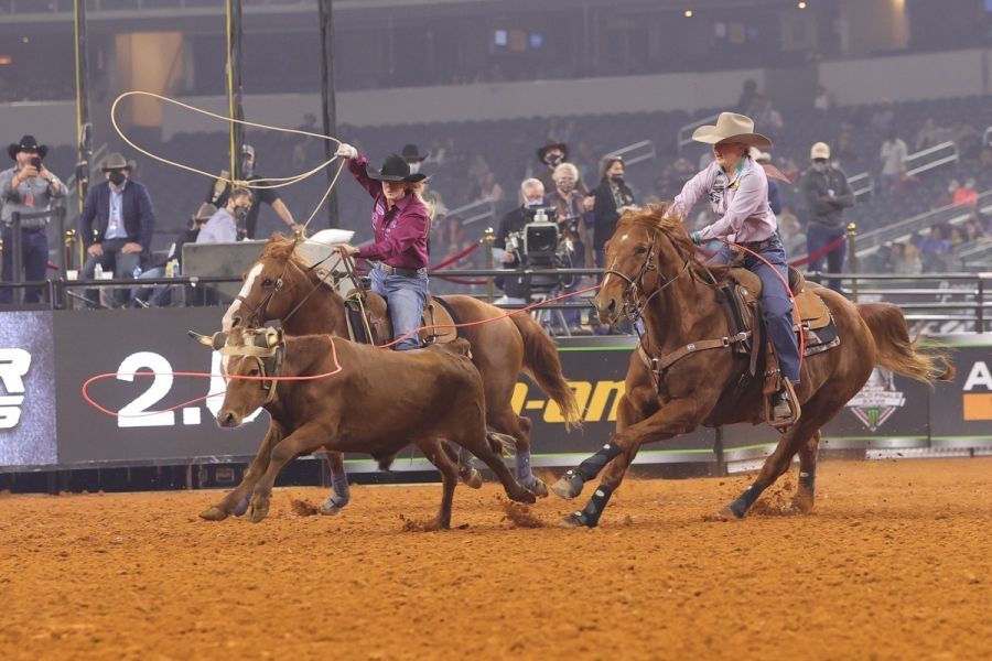International Horse Press - Five Women Crowned Women’s Rodeo World ...